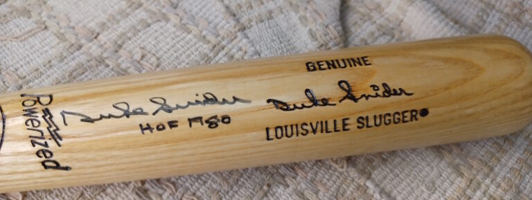 Duke_Snider-bat – Fallbrook Historical Society